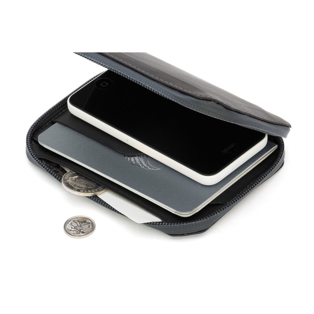 Bellroy ELEMENTS TRAVEL Leather Wallet - Black | Wallets Online